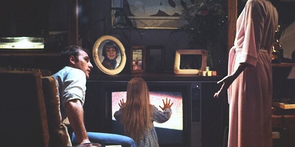 Haunt-tober Day 20: Poltergeist – Wonderfully Weird & Horrifying
